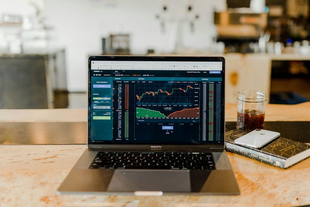 Best Robo-Advisors in 2026 (Reviewed & Compared for Serious Investors ...