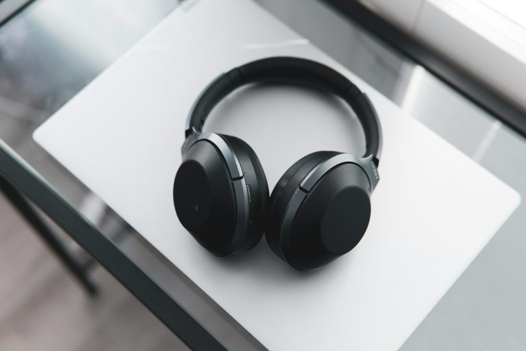 Best Noise-Canceling Headphones for Video Calls in 2026 (Ranked for ...